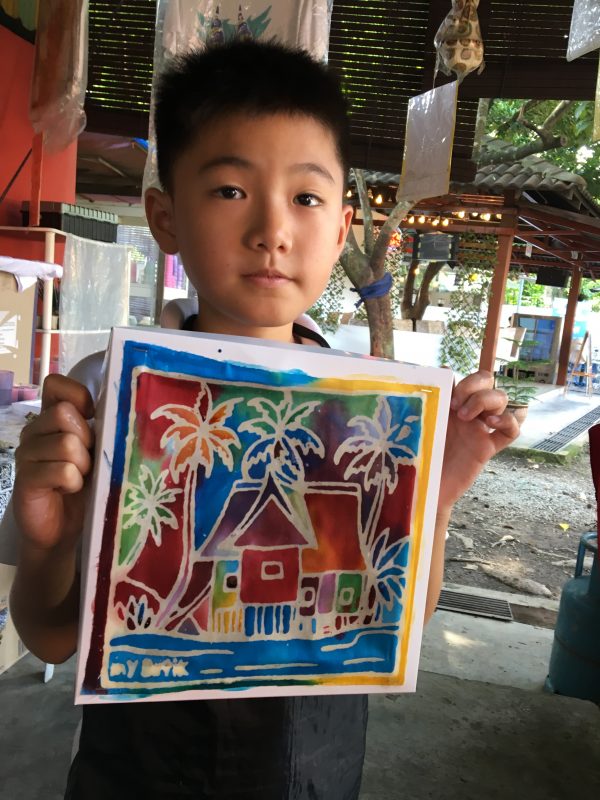 UCSI International Batik Field Trip ~ Batik Waxing Demonstration, Batik ...