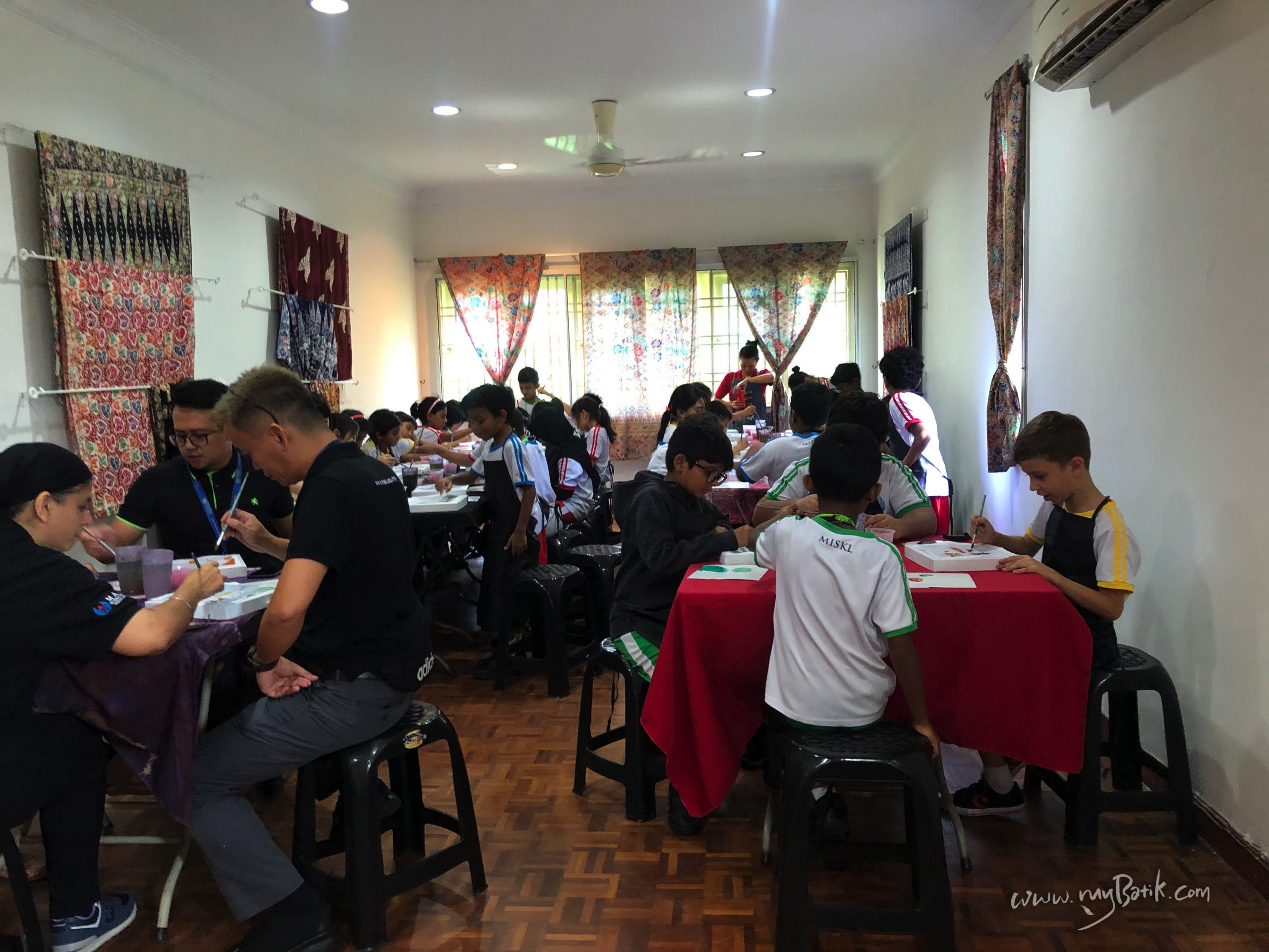 MAHSA International School Batik Field Trip – myBatik K.L.